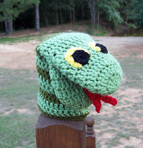 Ravelry: Snake Puppet pattern by Stitch11