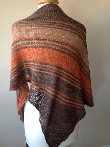 Ravelry: Mojave Shawl pattern by Paulina Popiolek