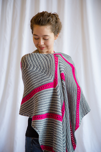 Ravelry: Creekstone pattern by Lynn Di Cristina