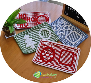 Ravelry: Snowflake & Ho Ho Mug Rugs pattern by Lynne Adriaanse