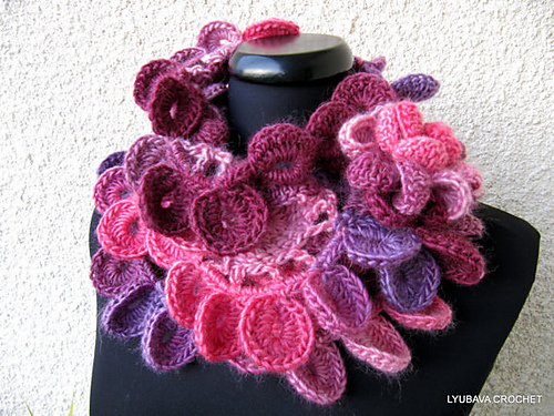 Ravelry: Multicolored "Lyubava" Unique Scarf Tutorial pattern by Milimagfa