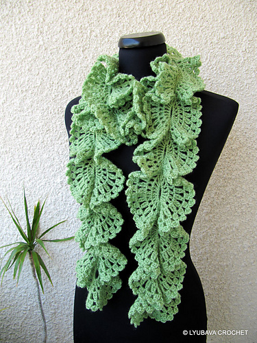 Ravelry: Ruffle Lace Scarf Tutorial pattern by Milimagfa