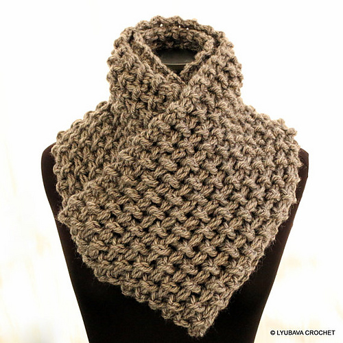 Ravelry: Chunky Crochet Circle Scarf Unisex pattern by Milimagfa