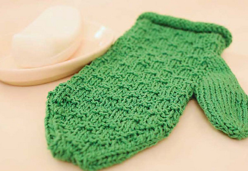 Ravelry: Textured Bath Mitt pattern by Mary Beth Temple