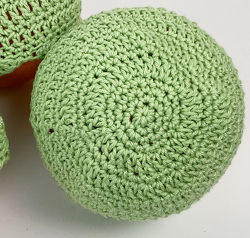 Ravelry: Citrus Hat Trio pattern by Mary Beth Temple