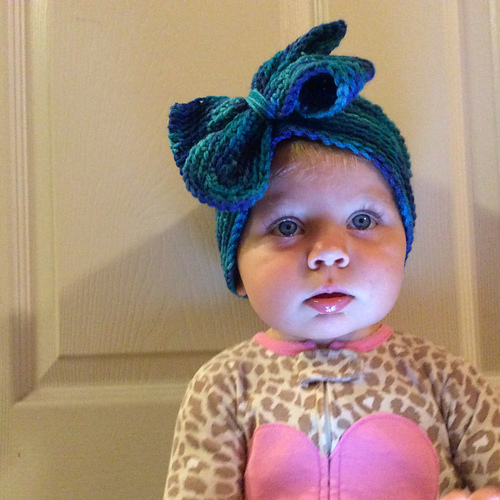 Ravelry: Big Bow Ear Warmer pattern by Susan Capizzi
