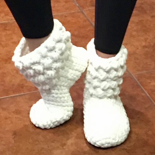 Ravelry: Slipper Boots pattern by Susan Capizzi