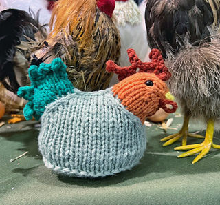 Ravelry: Hen Party pattern by Mary Lou Egan