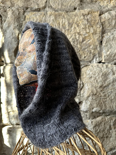 Ravelry: The Hood pattern by Sara Lawrence