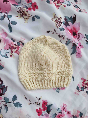Ravelry: Nyytti pipo vastasyntyneelle pattern by Maarit O.