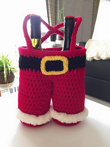 Ravelry: Santa Pants Gift Basket pattern by Sonya Blackstone