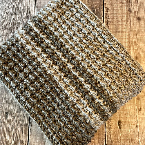 Ravelry: Woodland Men's Scarf pattern by Debbie Field