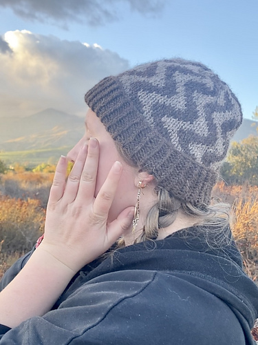 Ravelry: The Wavy Days Beanie pattern by Grace Compton