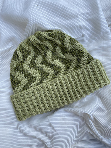 Ravelry: The Wavy Days Beanie pattern by Grace Compton