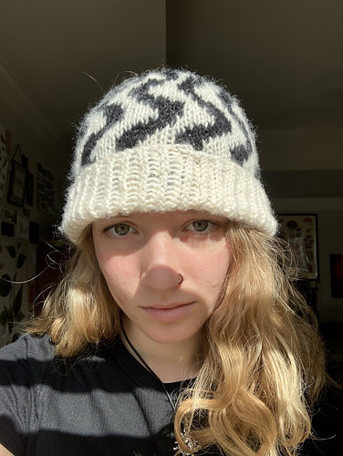 Ravelry: The Wavy Days Beanie pattern by Grace Compton