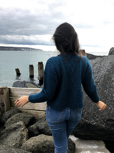 Ravelry: Iben pattern by Alice Sleight