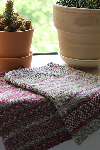 Ravelry: Cashmere Love pattern by Mademoiselle C