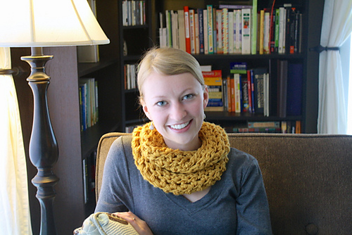 Ravelry: The Thankful Cowl pattern by Maggie Haveman-Gould