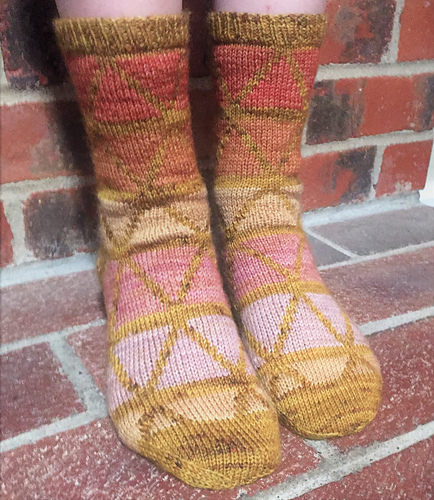 Ravelry: Toasty Triangles pattern by Maggie McCourt