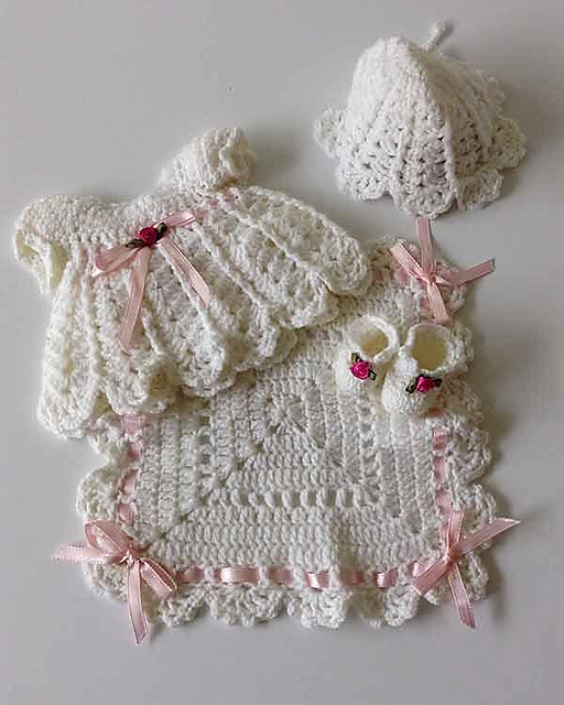 Ravelry: Baby Chloe - PA987 pattern by Maggie Weldon