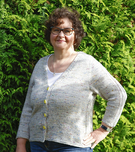 Ravelry: Filla Cardigan pattern by Christina Körber-Reith