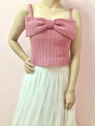 Ravelry: Bow Crop Top pattern by Hang Nguyen