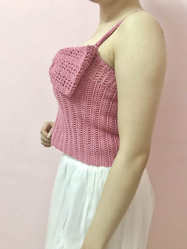 Ravelry: Bow Crop Top pattern by Hang Nguyen