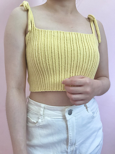 Ravelry: Bow Ribbed Crop Top pattern by Hang Nguyen
