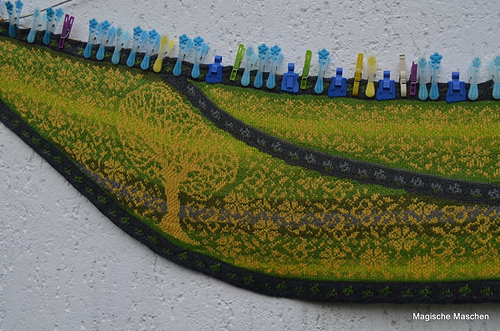 Ravelry: Doe Waka pattern by Heidrun Liegmann