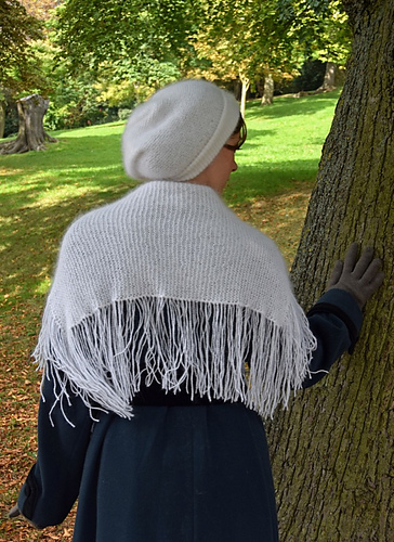 Ravelry: Angora Hat pattern by Elizabeth Lovick