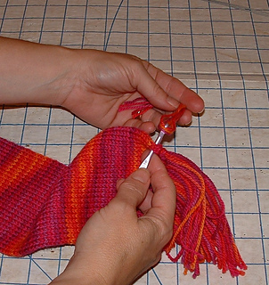 Ravelry: Reversible Seamless Scarf pattern by Margaret Radcliffe