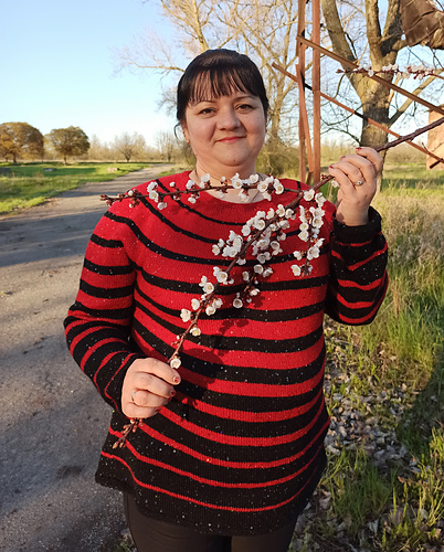 Ravelry: Emo Jumper pattern by Alena Malevitch