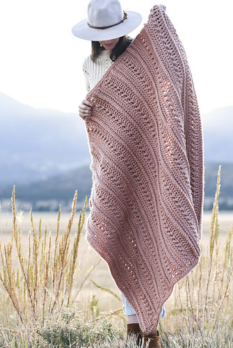 Ravelry: Colorado Throw Blanket pattern by Jessica Reeves Potasz
