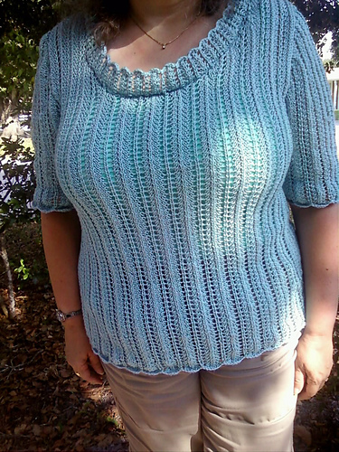 Ravelry: Aura pattern by Ágnes Kutas