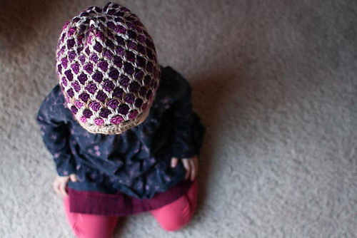 Ravelry: Babala Hat pattern by Mamachee