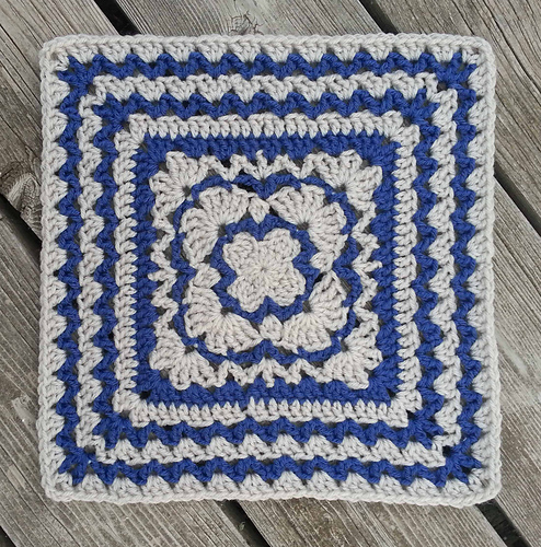 Ravelry: Fans & Lace Afghan Square pattern by Andee Graves