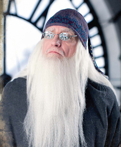 Ravelry: Dumbledore's Smoking Hat pattern by Moira Engel