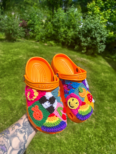 Ravelry: Crocs Cover pattern by Mamma Stitches