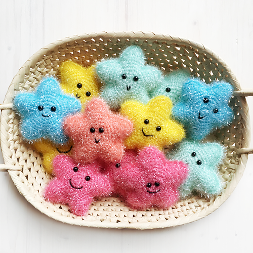 Ravelry: Sparkling Star pattern by Silvia Paparella