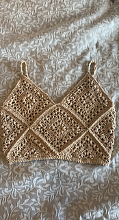 Ravelry: Mammawebb's Tulip Square Top