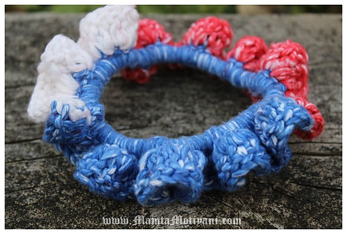 Ravelry: Frilly Stacking Bangle Bracelet pattern by Mamta Motiyani
