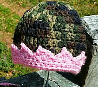 Ravelry: Newborn Princess Hat pattern by Mandi Nowak