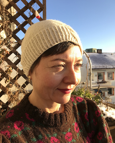 Ravelry: #6 Firenze hat pattern by Marianne Skatten