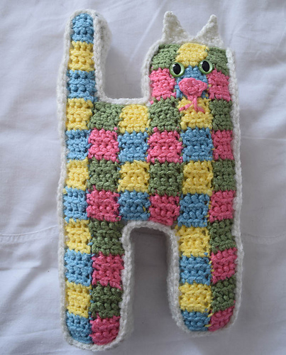 Ravelry: Patchwork Cat pattern by Marie Segares