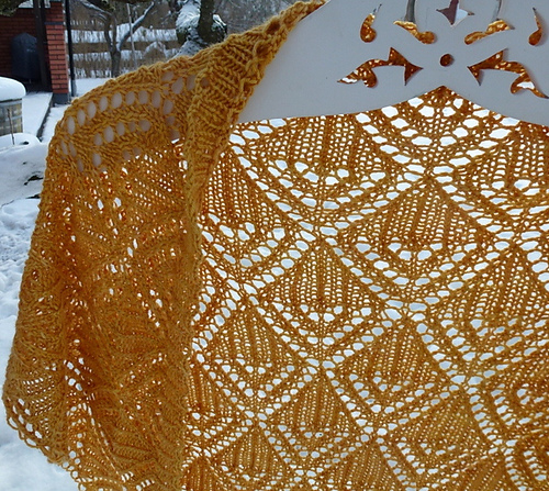 Ravelry: Crystal Chandelier Shawl pattern by Maria Magnusson (Olsson)
