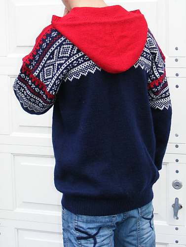 Ravelry: 15-03 Mariusjakke med hette og glidelås pattern by Unn Søiland ...