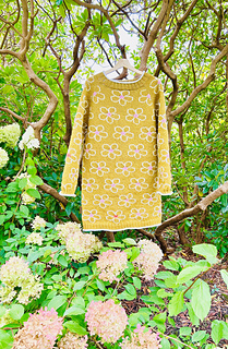 Ravelry: Flower Power Sweater pattern by Marita Clementz