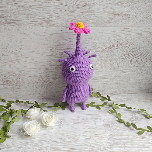 Ravelry: Purple Pikmin pattern by Mariya Sadakova