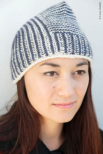 Ravelry: Scrimshaw pattern by Lacey Volk