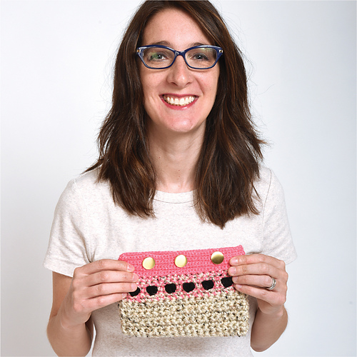 Ravelry: Polka Pouch pattern by Mary Beth Cryan